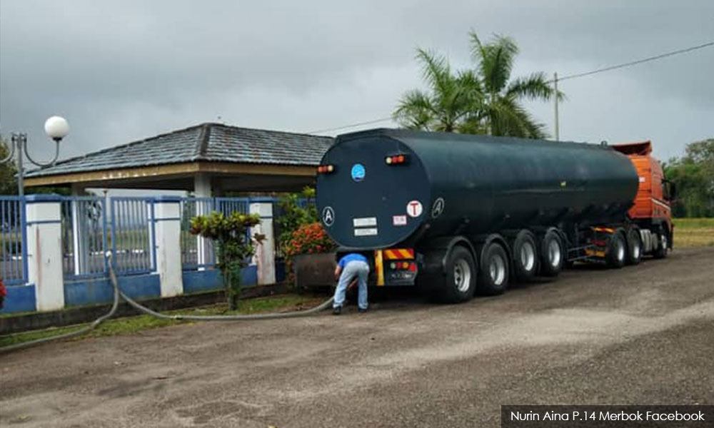 13 lori tangki air luar dibawa masuk ke Kedah