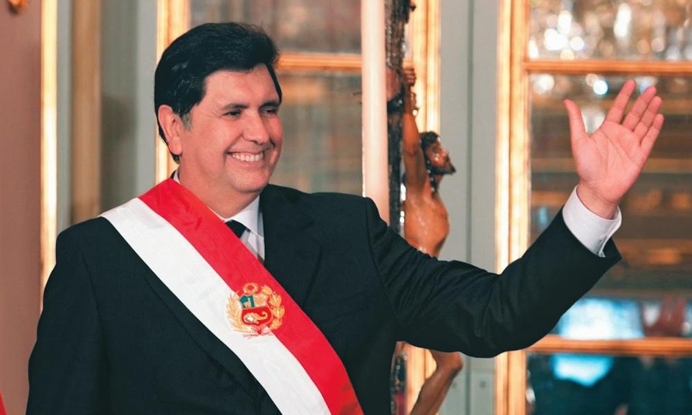 Peruvian ex-president kills himself to avoid arrest in corruption probe