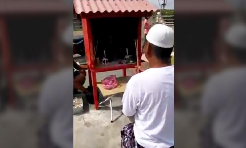 Man accused of worshipping at Datuk Kong altar to be freed on bail