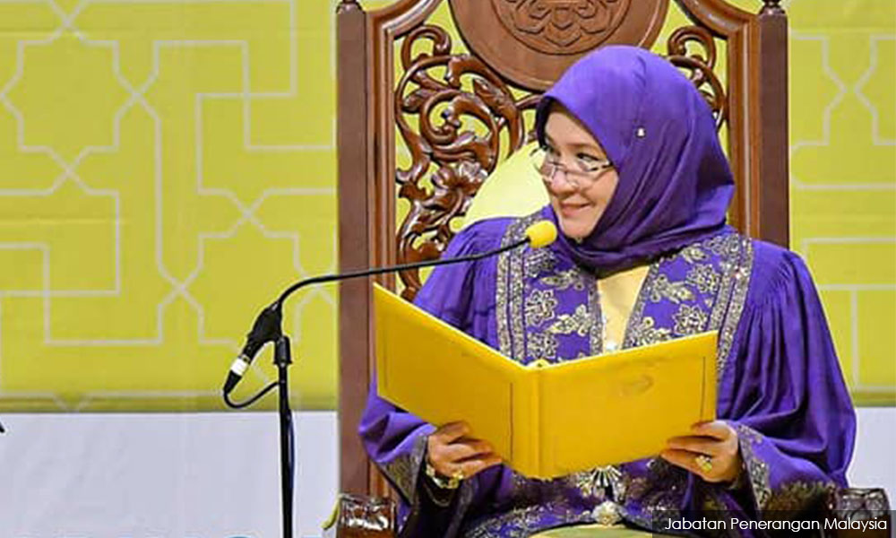 Tunku Azizah first woman to be proclaimed IIUM's chancellor