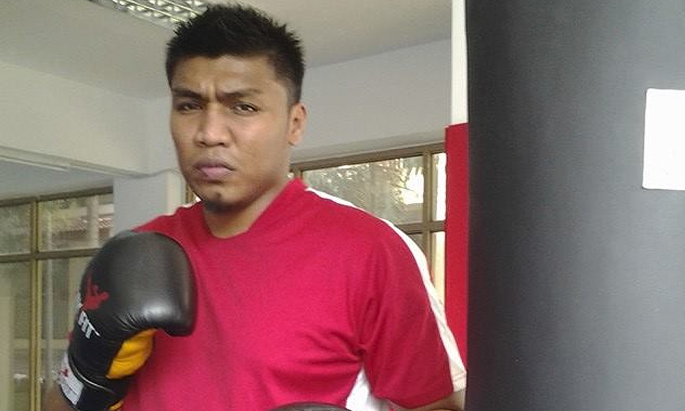 'Saya berdiri di sini untuk arwah ayah, keluarga, raja dan negara'