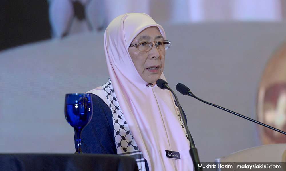 Wan Azizah: I've not heard of opposition voting in favour of PM